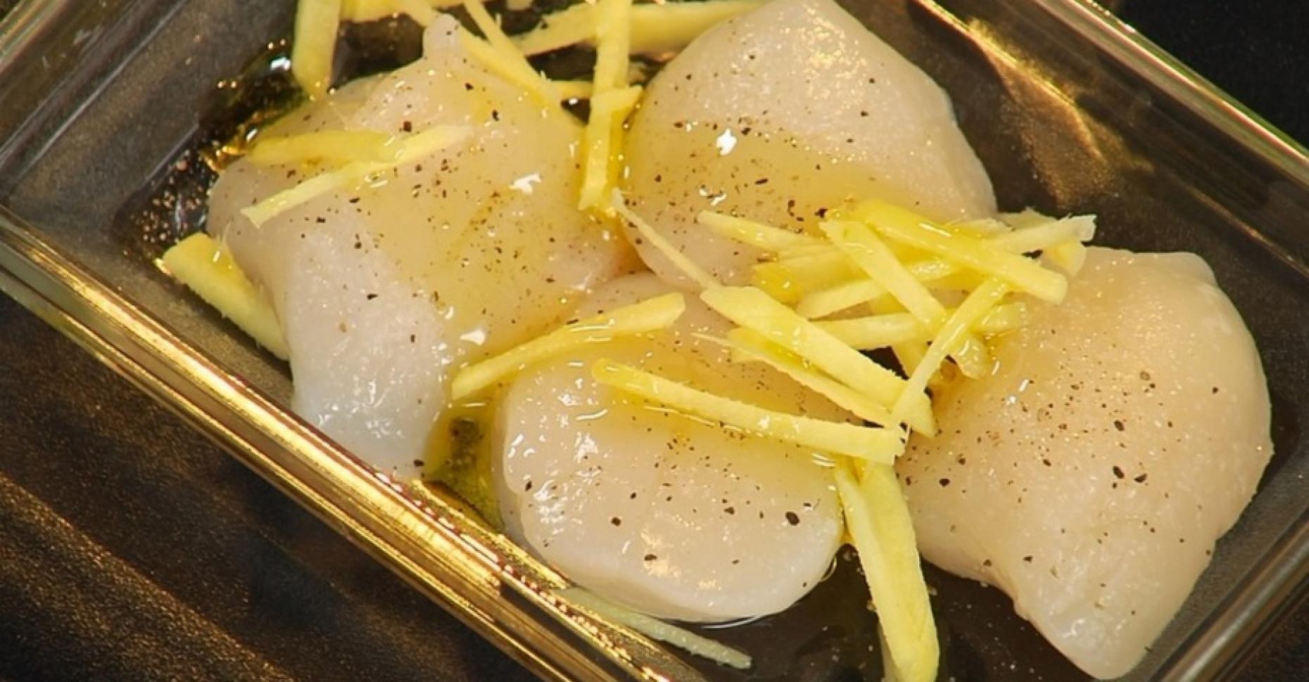 Морской гребешок на пюре из цветной капусты – рецепт пошаговый с ...